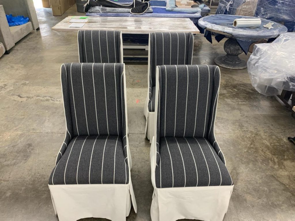 Straight Side Lyons Chair | Adams Furniture